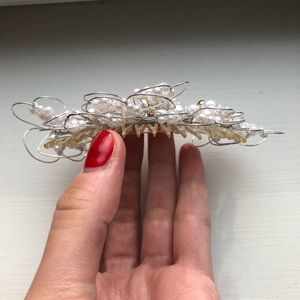 Vintage | Accessories | Vintage White Pearl Silver Wire Heart Hair Comb ...